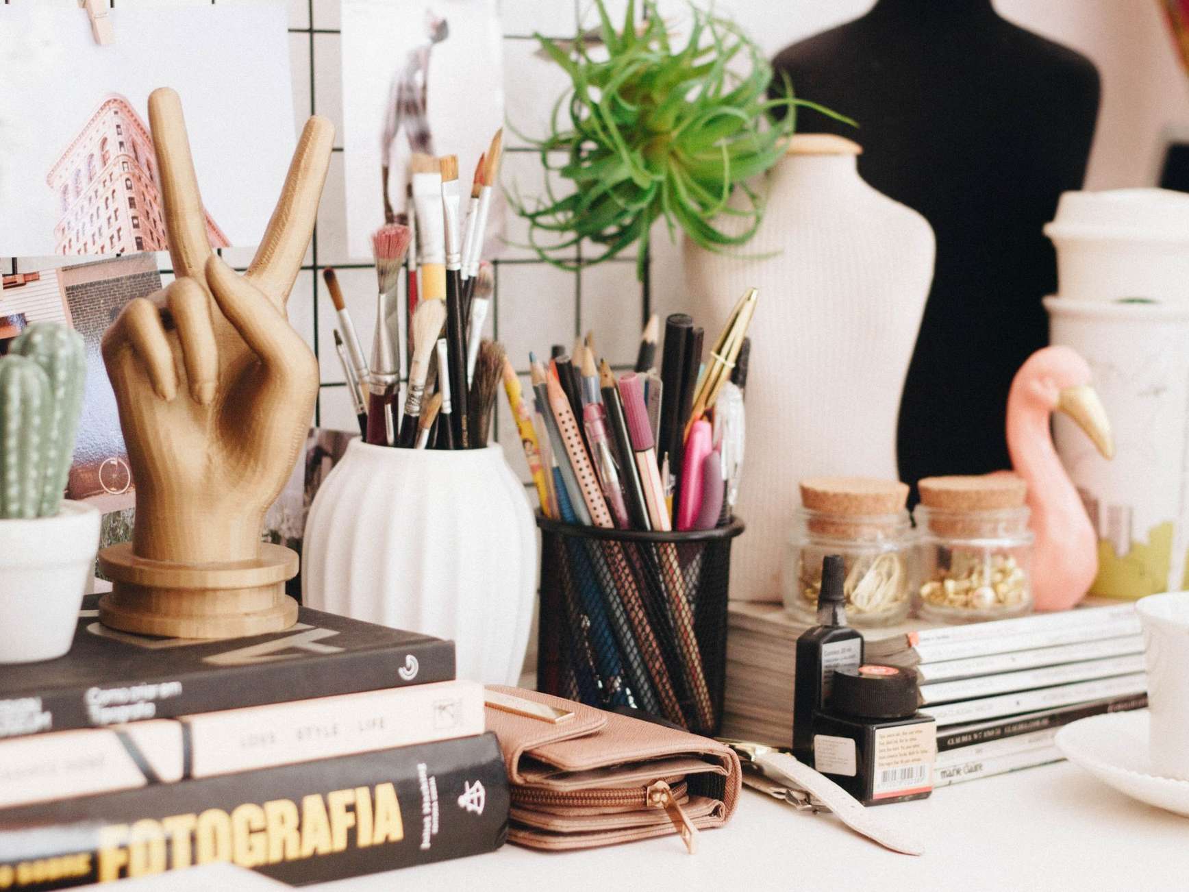 How to Collaborate Online with Other Artists as an Artist | Academy of ...